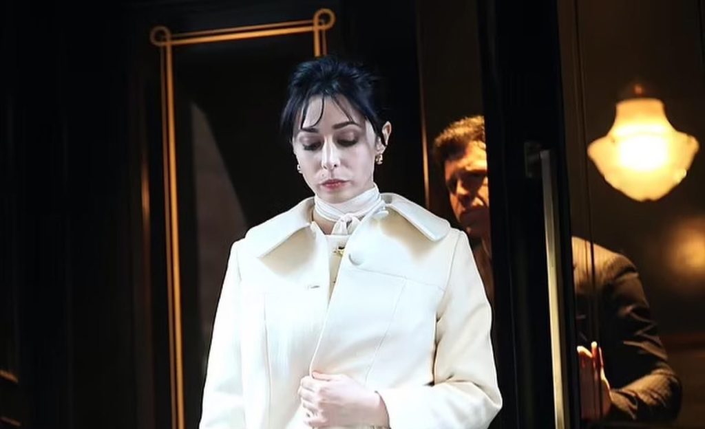 First Look at Cristin Milioti As Sofia Falcone In HBO Max’s “The ...