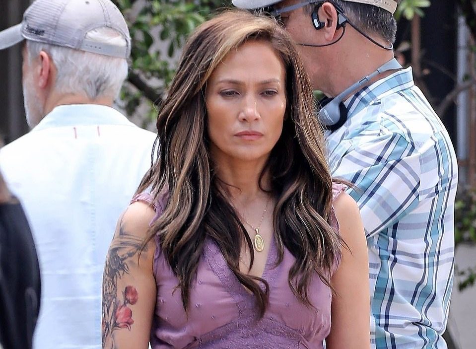 Jennifer Lopez On The Set Of William Goldenberg’s ‘Unstoppable’ In Los ...