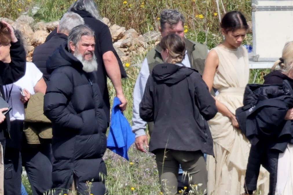 First Look: Zendaya Spotted on the Set of Christopher Nolan’s The ...